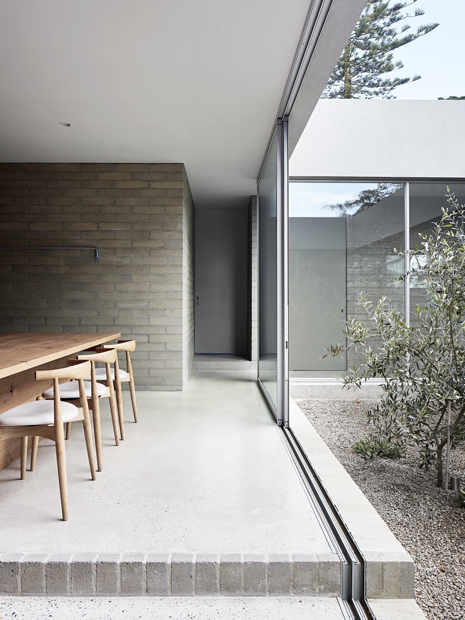 RUXTON RISE RESIDENCE – NORDIC FRAGMENTS